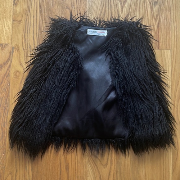 Minoti | Jackets & Coats | Minoty Kids Stylish Black Furry Vest Size 24 ...